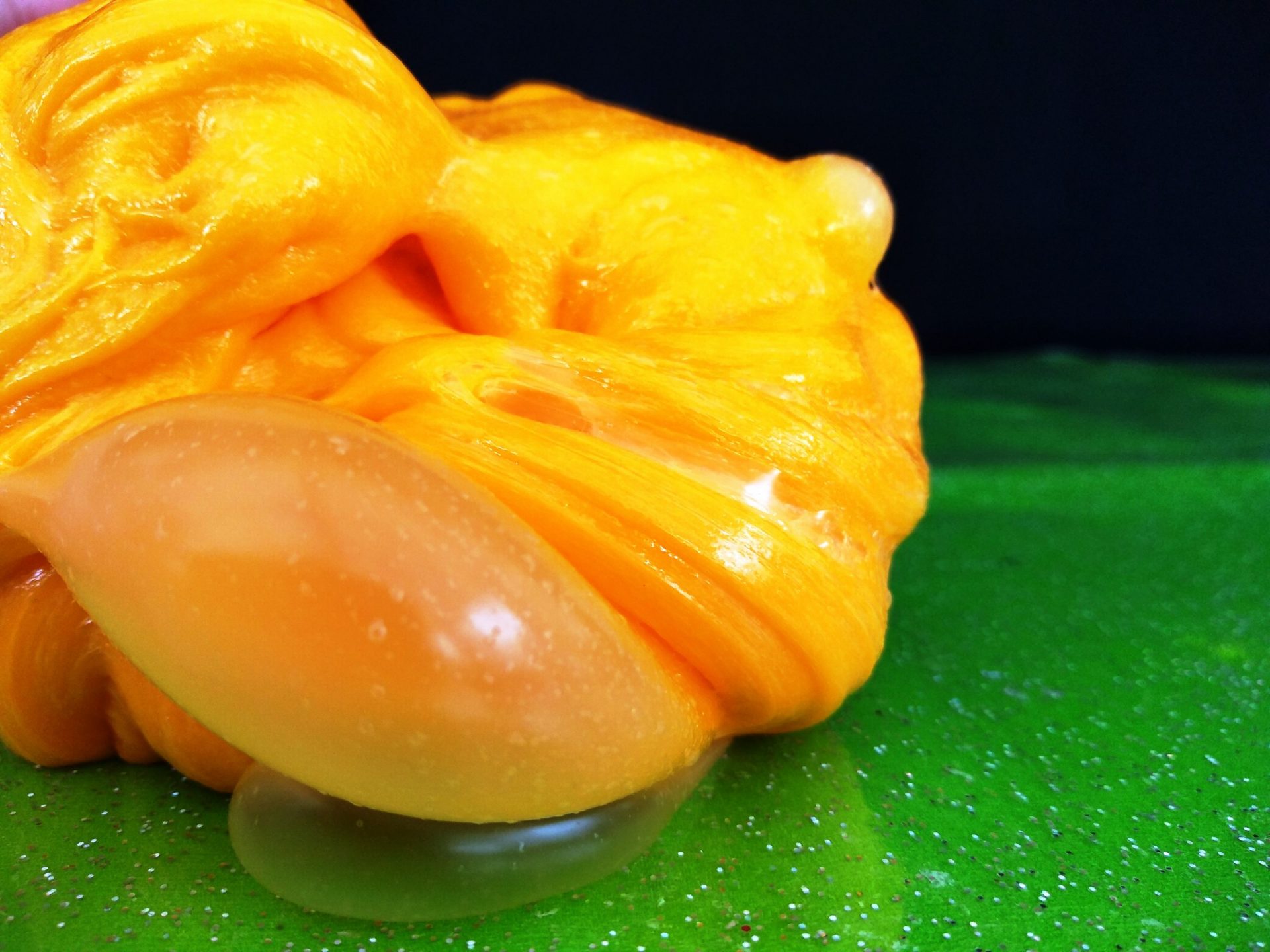 Make Strong Stretchy Crackle Slime | Devon Science