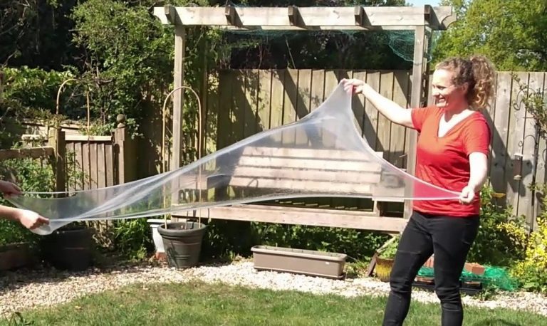 Make Strong Stretchy Clear Slime | Devon Science