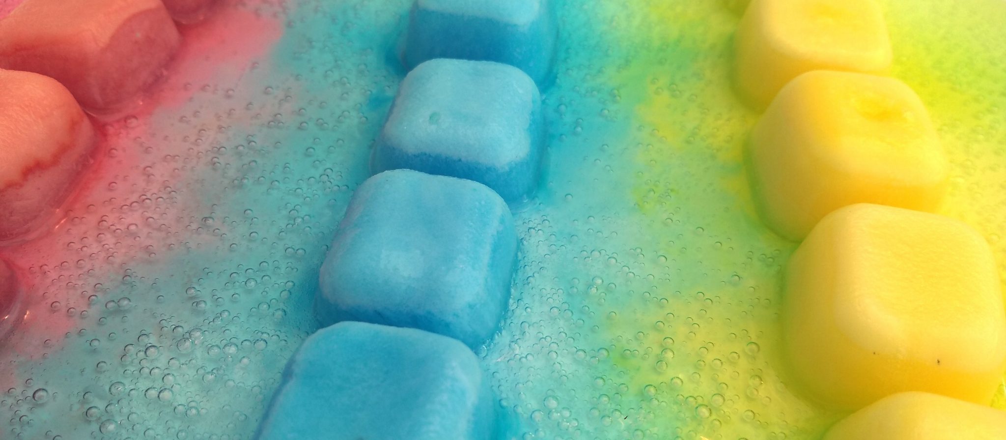 Fizzy ice cubes science experiment | Devon Science