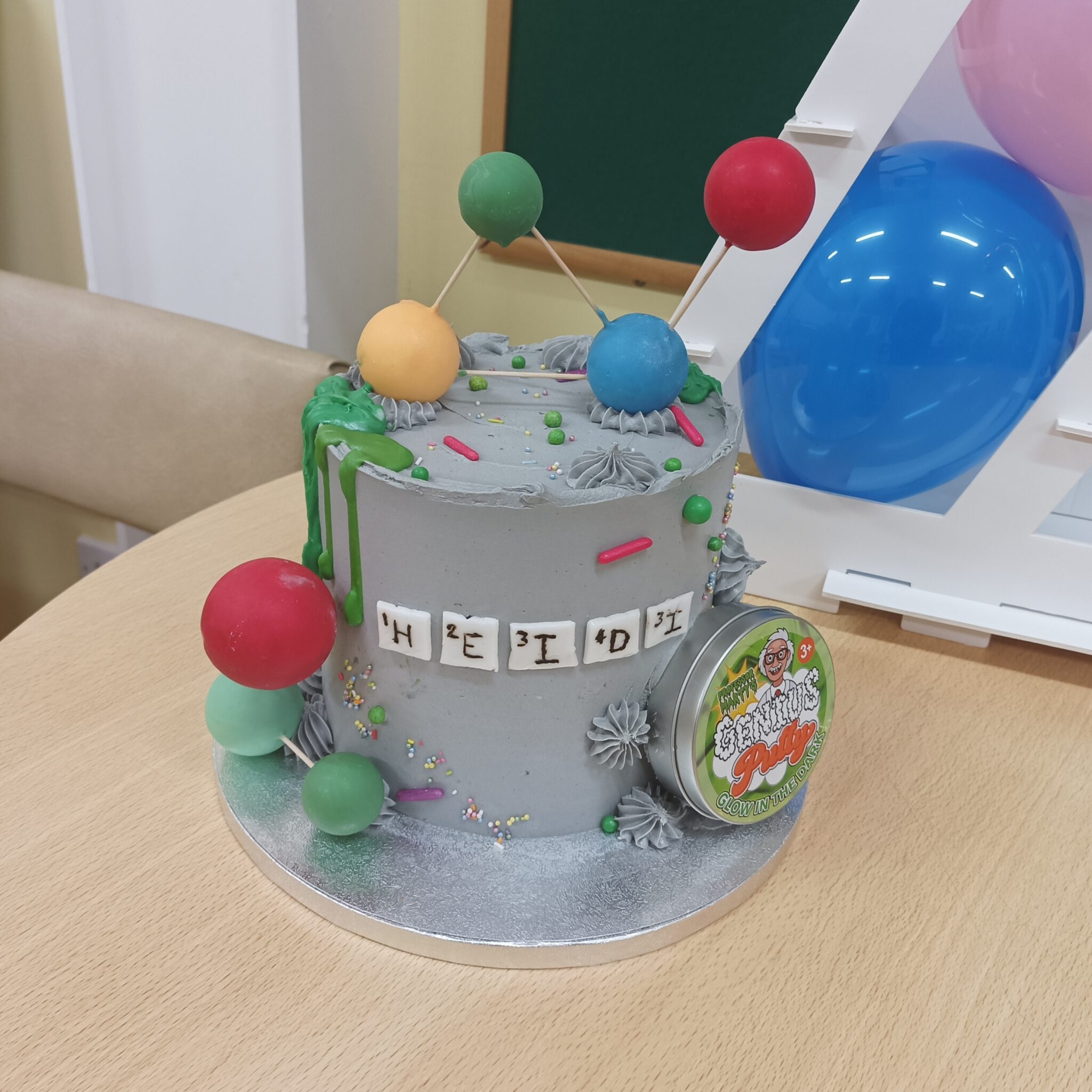 Science Cakes for Your Child’s Science Party | Devon Science