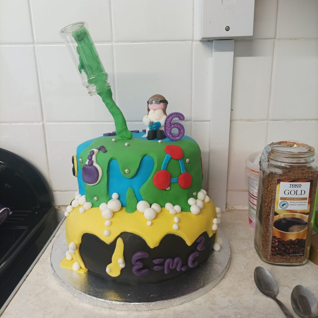 Science Cakes for Your Child’s Science Party | Devon Science
